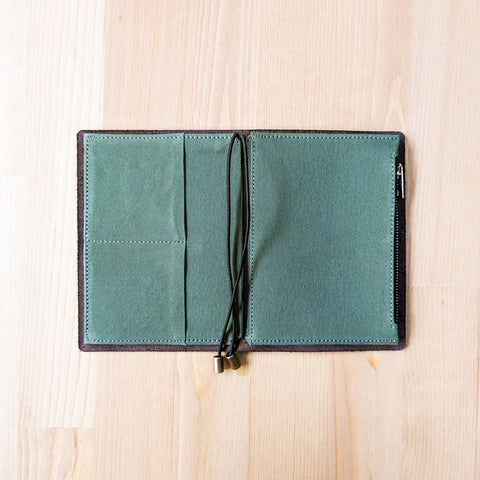 Pocket Inserts – The Black Canvas