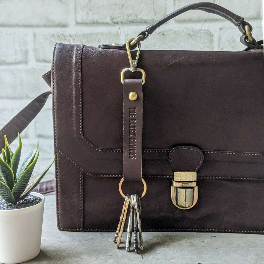 Keychains – The Black Canvas